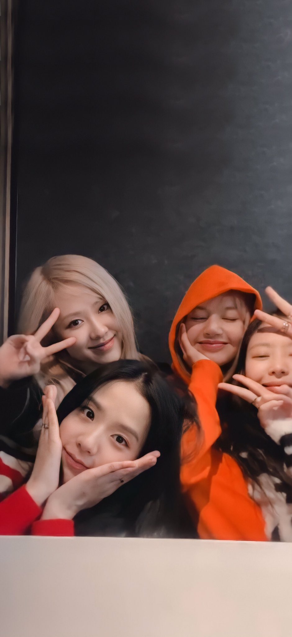 Download Korean Lisa (Singer) Rosé (Singer) Jisoo (Singer) Jennie Kim Jennie (Singer) Music ...