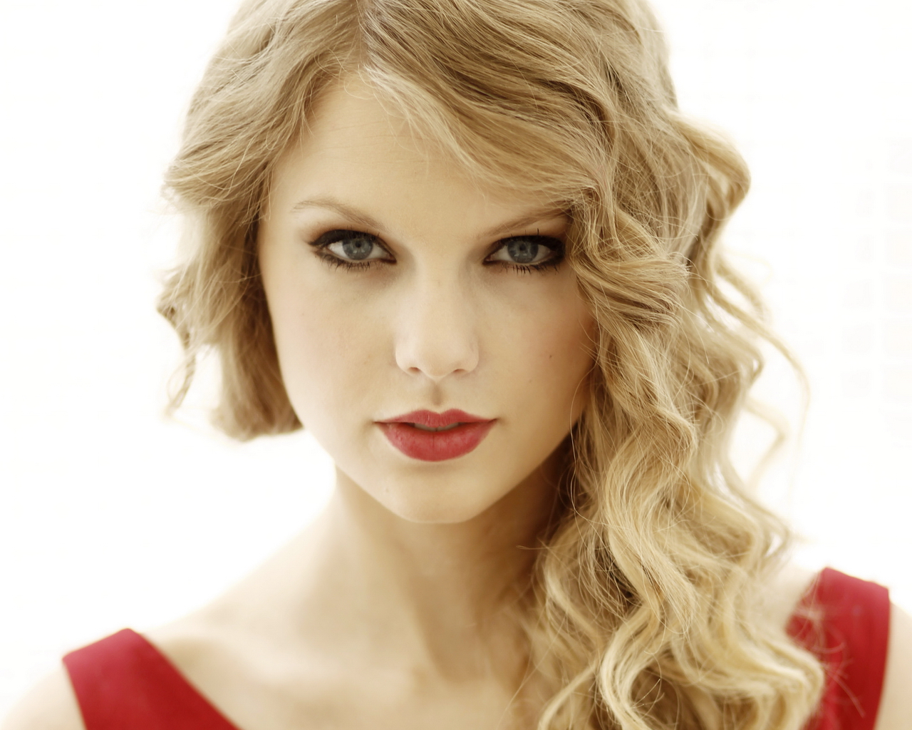Download Music Taylor Swift Image