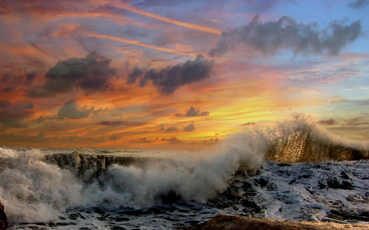 Nature's Waves: A Serene Sunset Seascape