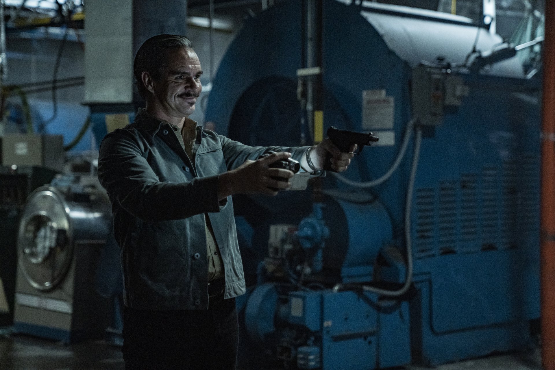 Lalo Salamanca - Desktop Wallpapers, Phone Wallpaper, PFP, Gifs, and More!