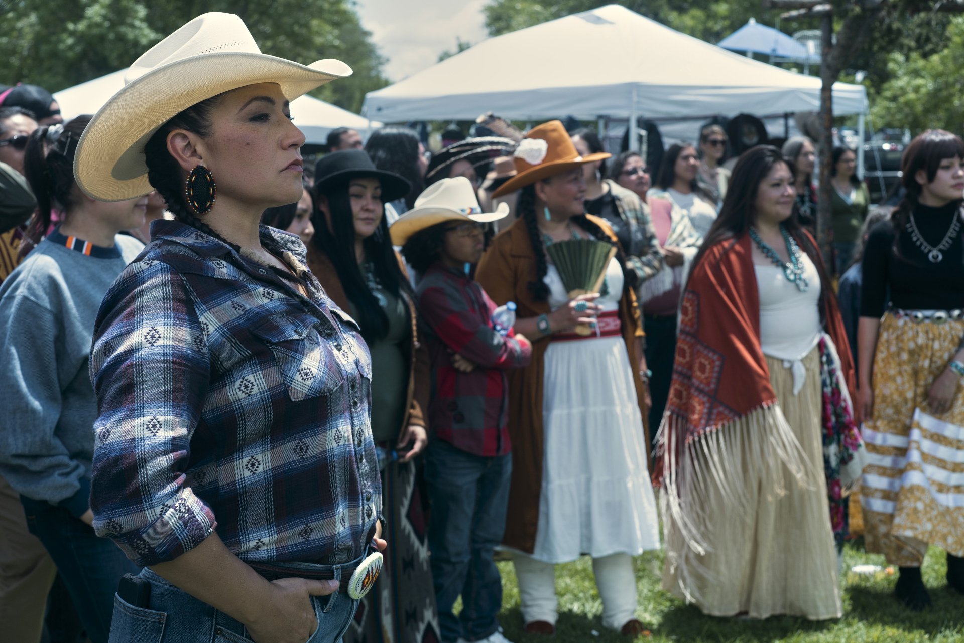 Outer Range - Desktop Wallpapers, Phone Wallpaper, PFP, Gifs, and More!