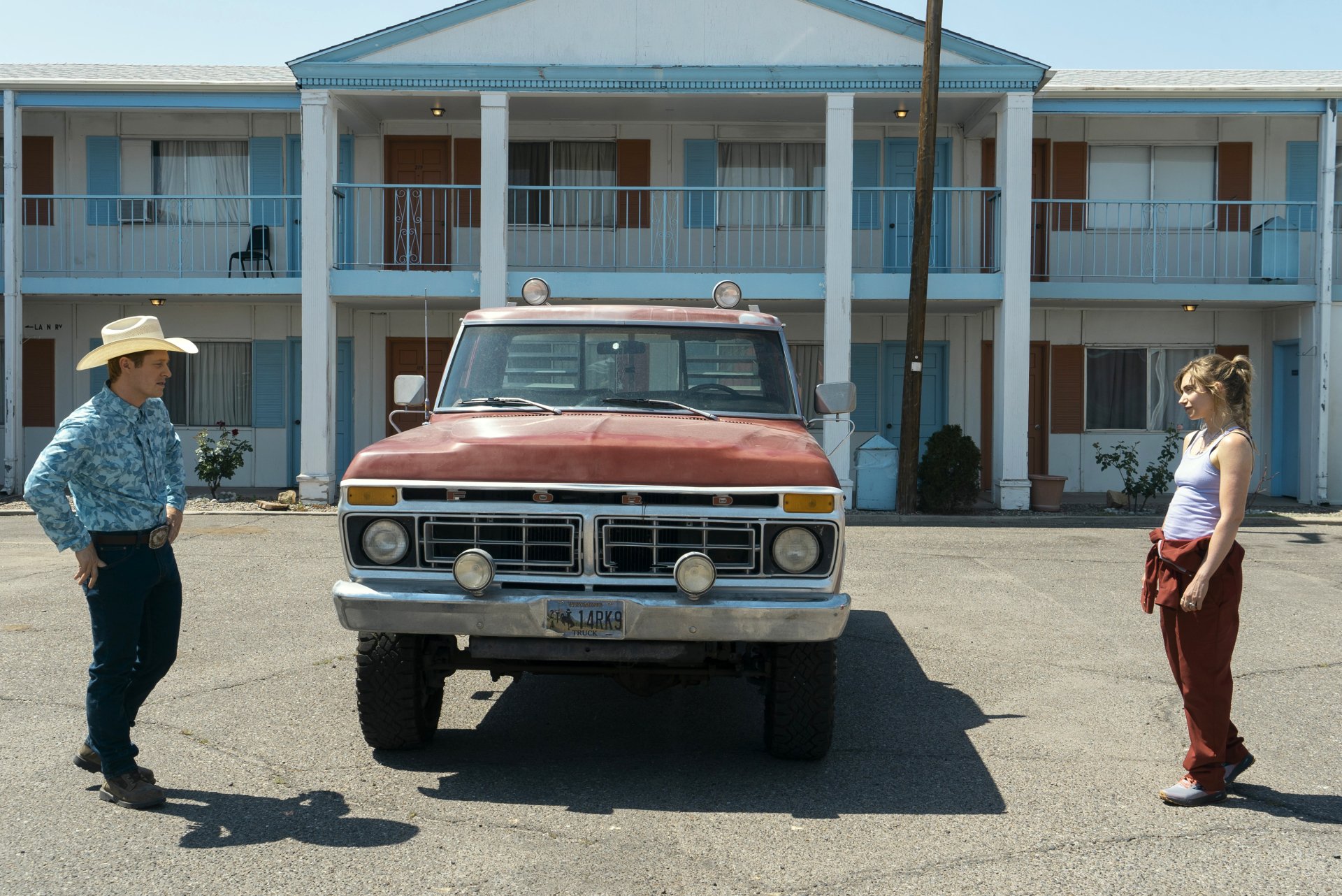 Download TV Show Outer Range Image