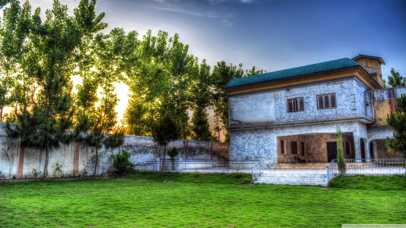 Download Man Made House Image