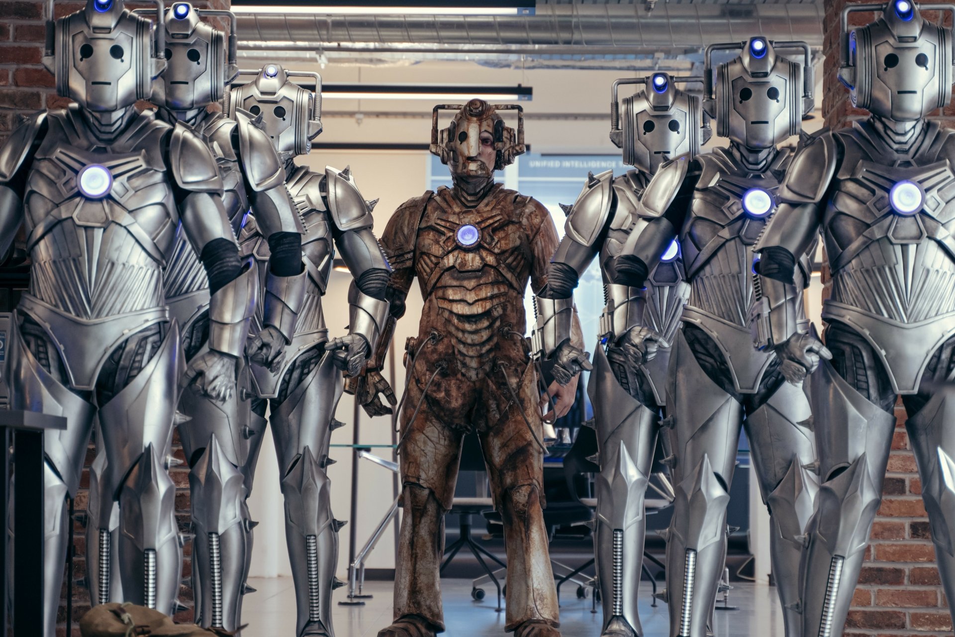 Download TV Show Doctor Who (2005) Image