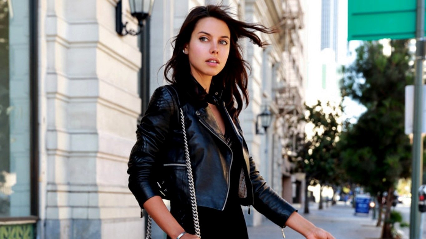 Annabelle Fleur - Desktop Wallpapers, Phone Wallpaper, PFP, Gifs, and More!