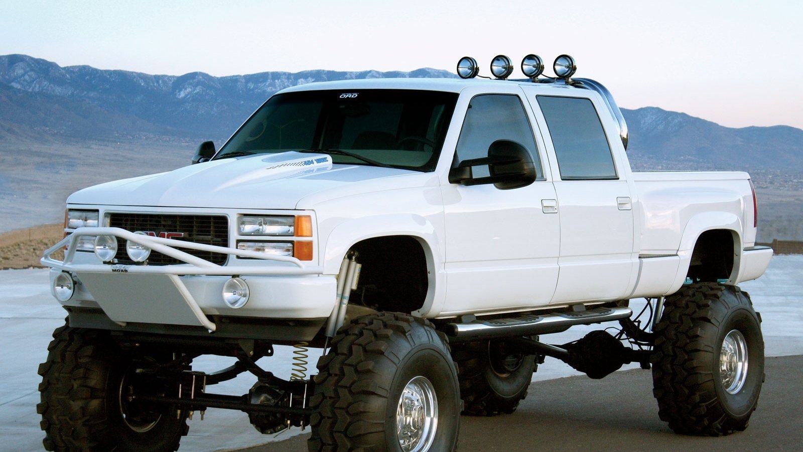 Download Vehicle GMC Image