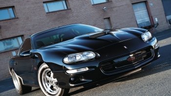 Tram Picture by Filip Mroz - Image Abyss