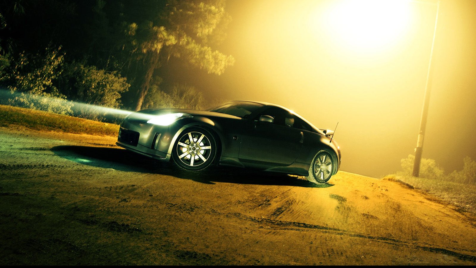 Download Vehicle Nissan Image