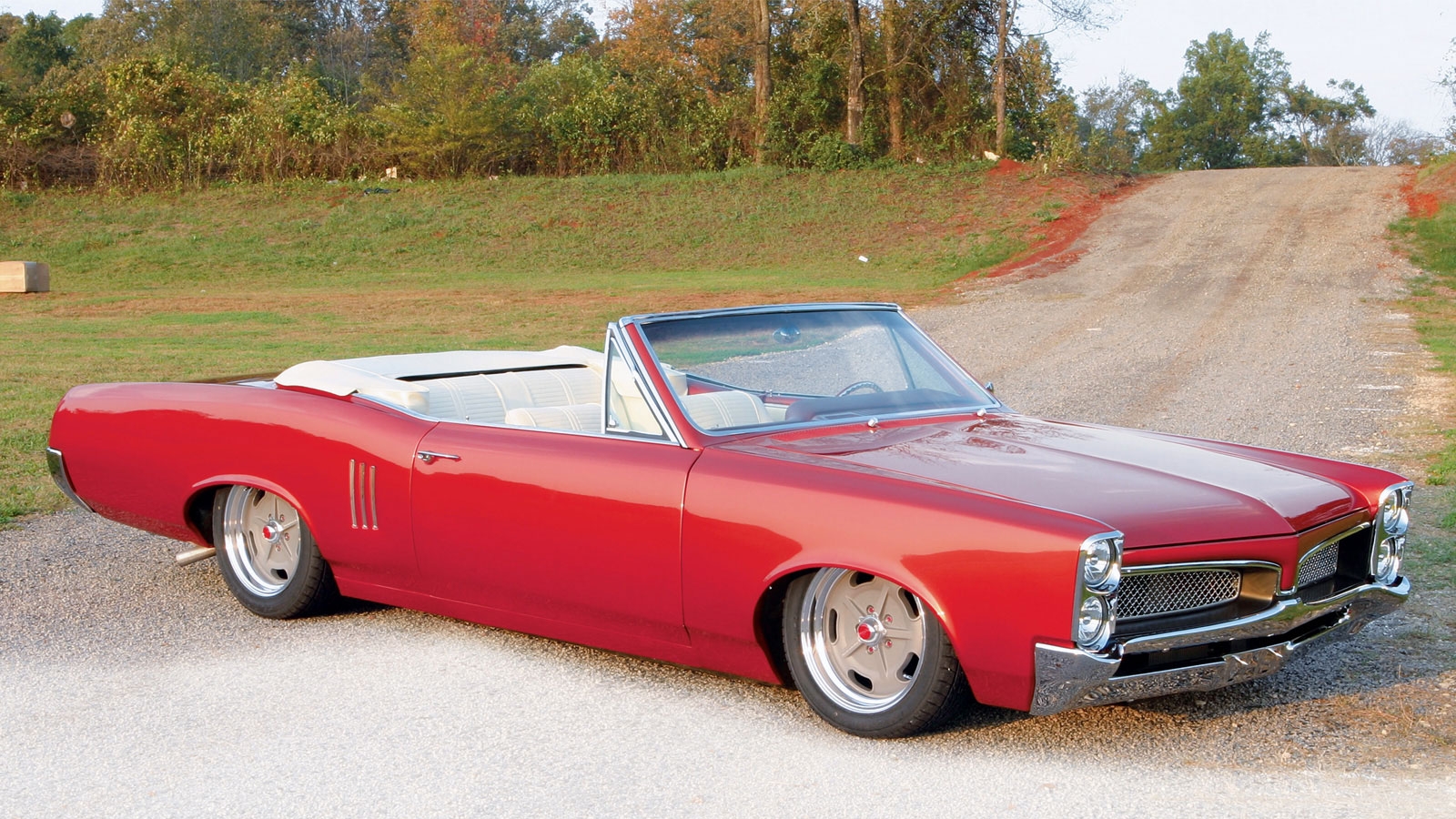 Download Vehicle Pontiac Image