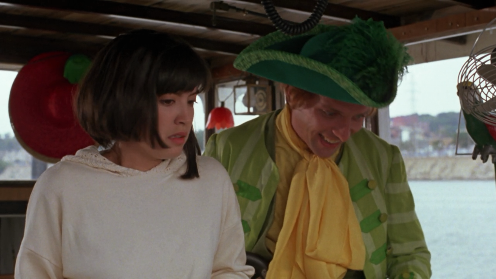 Phoebe Cates - Desktop Wallpapers, Phone Wallpaper, PFP, Gifs, and More!