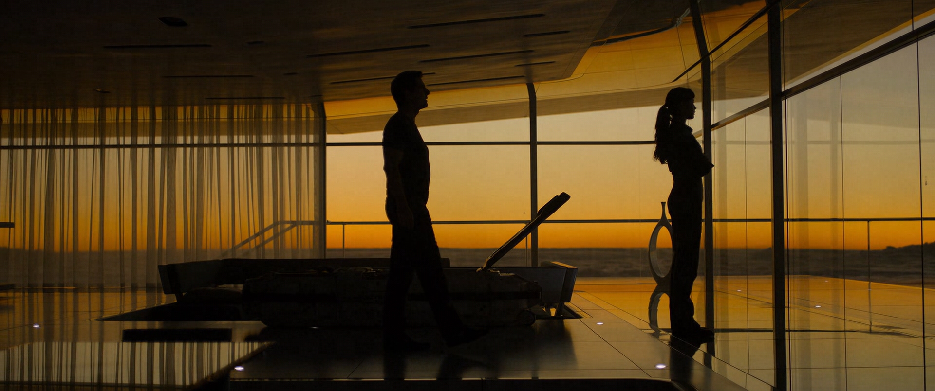 Download Julia Rusakova Jack Harper (Oblivion) Movie Oblivion Image