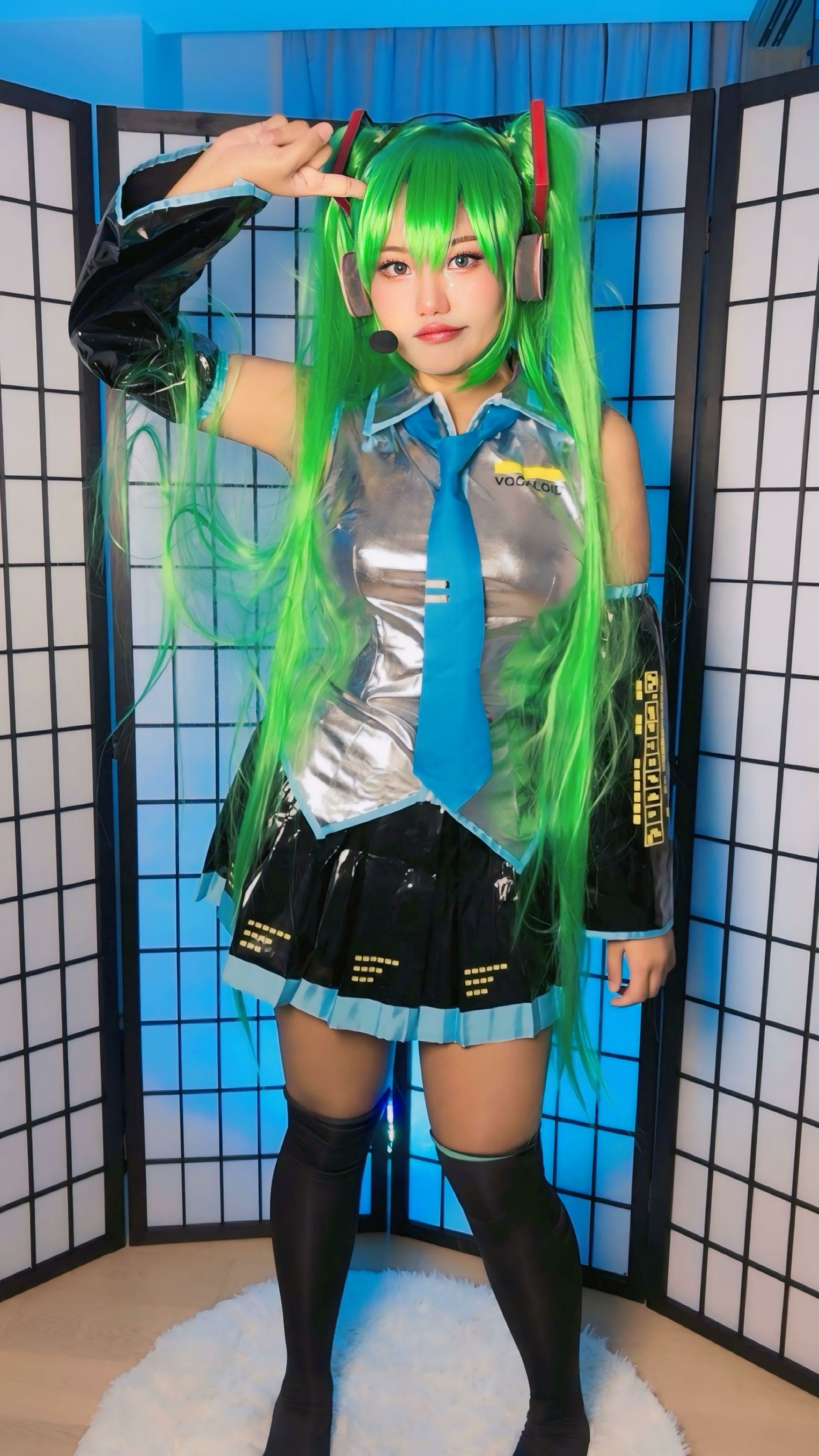 Hatsune Miku by Japan cosplayer