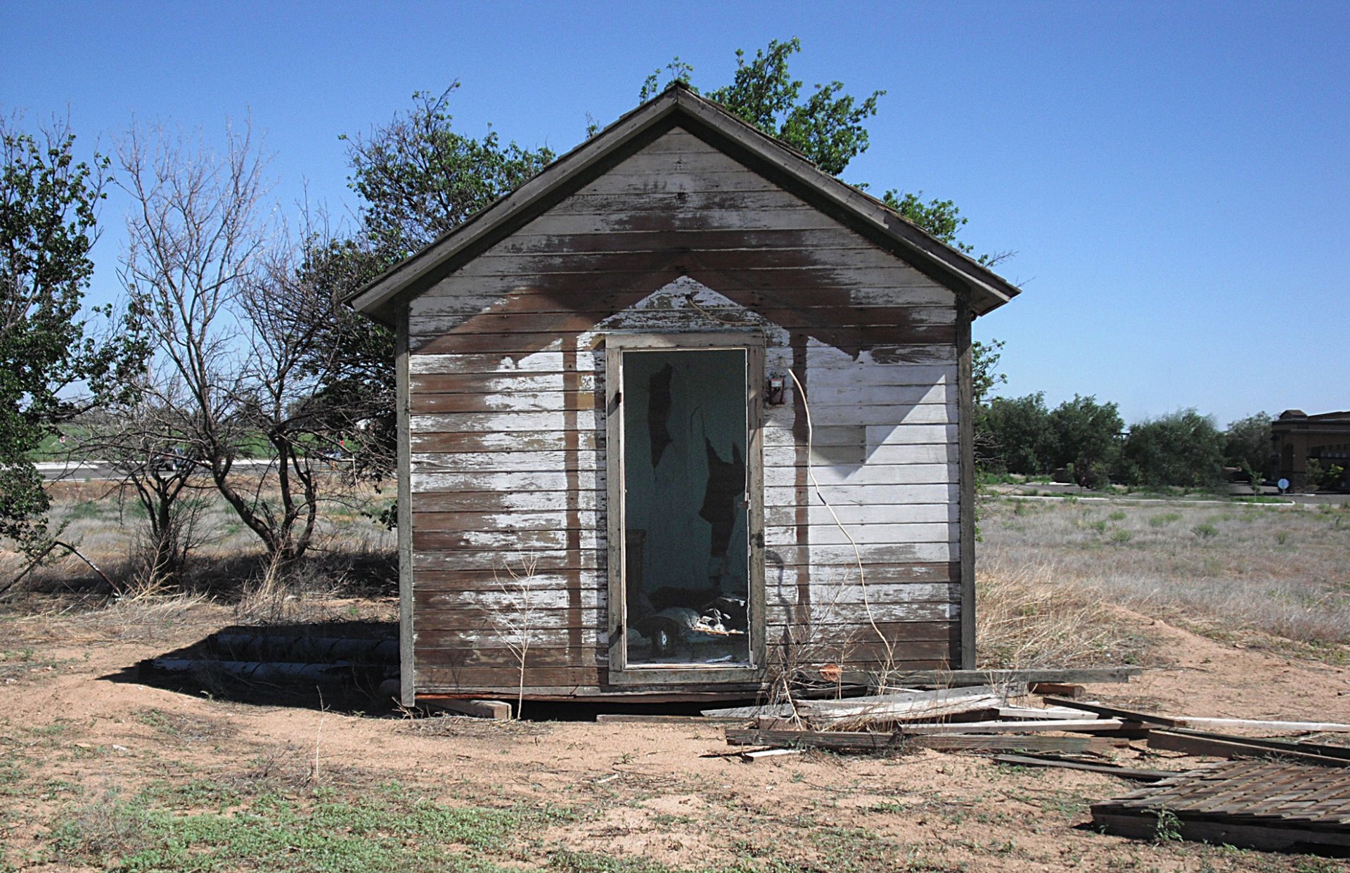 Forsaken Haunted Shack
